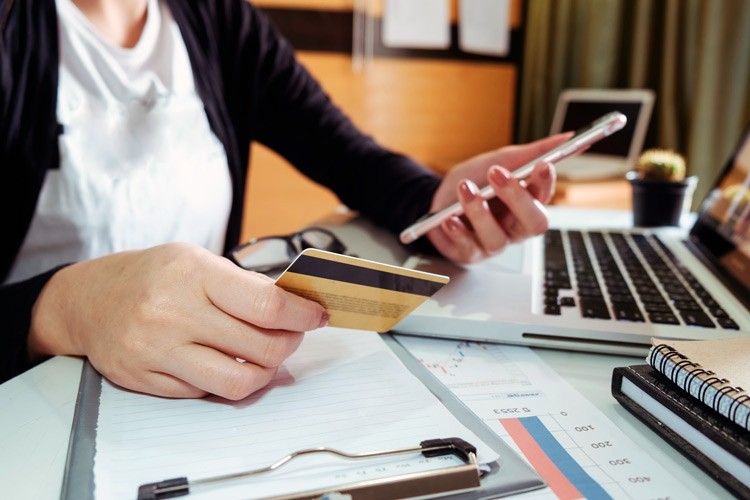 Gérez vos comptes belges et étrangers avec un seul outil - KBC Brussels ...