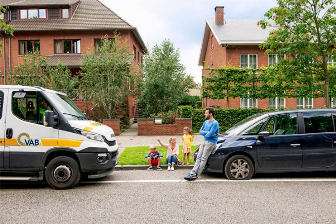 Breakdown and VAB assistance for your car - KBC Brussels Bank & Insurance